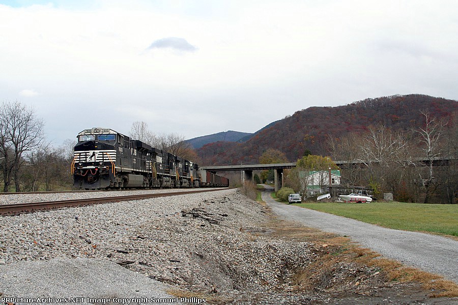 NS 753